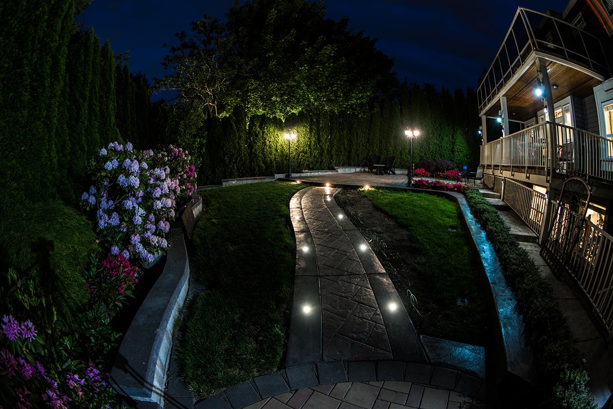 Garden & Landscape Lighting Installations | The Sprinkler Guys | Surrey ...